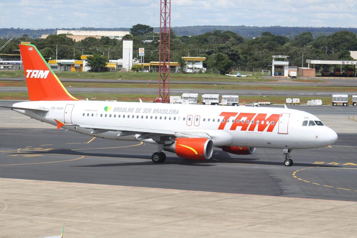 Os 25 anos do Airbus A320 no Brasil - Airway