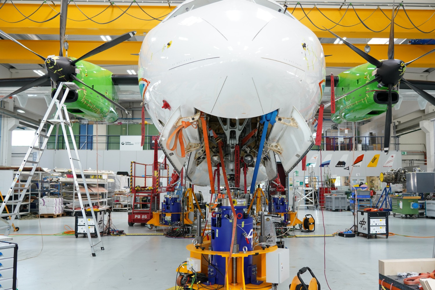 Deutsche Aircraft conclui teste de vibração no solo do D328 UpLift - Airway